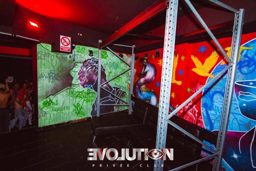 Evolution Privée Club - Discoteca, Noche - goMadridPride